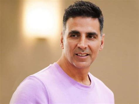 Akshay Kumar Shares A Goofy Video On Friendship Day As He Dances With