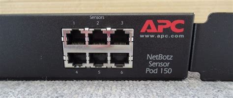 Schneider Electrics Apc Netbotz Rack Sensor Pod 150 Nbpd0150 No Ac Included