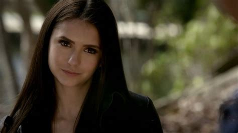 Crónicas Vampíricas Elena Gilbert Y El Teaser Del último Capítulo