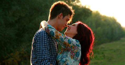 5 Zodiac Signs Who Almost Always Love Unconditionally When In A