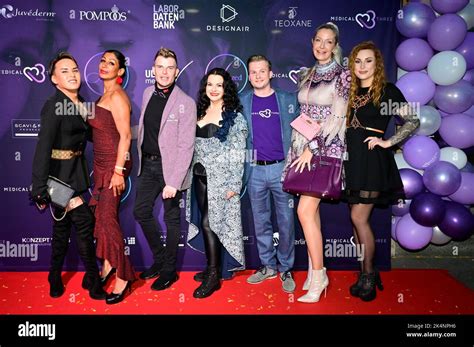 Jeldos Stecker Bozena Mainasjan Rüdigertheodora Kontodimourobert Rüdigerelke Hofmann Und