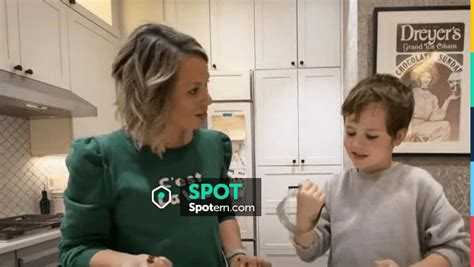 Talbots Cest La Vie Pleated Shoulder Pullover Worn By Dylan Dreyer As Seen In Today On December