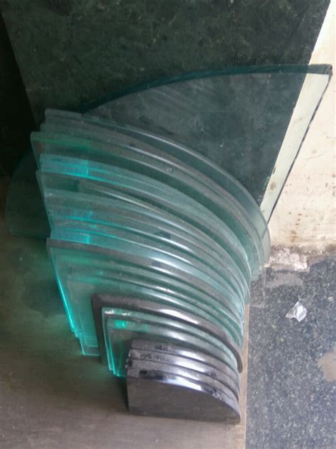 Corner Glass Shelf At Best Price In Pune By Mahadev Glass Id 19815762548