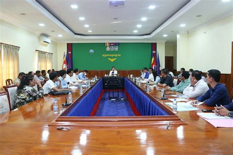 កិច្ចប្រជុំពិនិត្យ ពិភាក្សាស្រាវជ្រាវ និងដោះស្រាយទំនាស់ករណីដីធ្លី រដ្ឋបាលខេត្តកណ្តាល