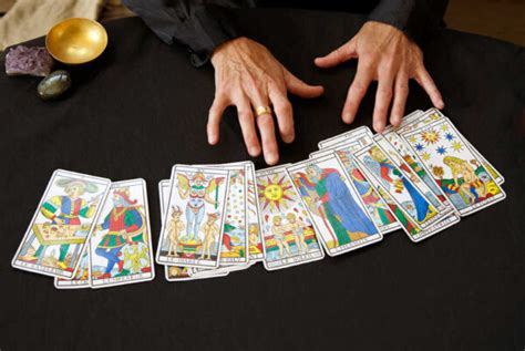 Tarot De Marseille Et Astrologie Quelles Analogies Et Complémentarités