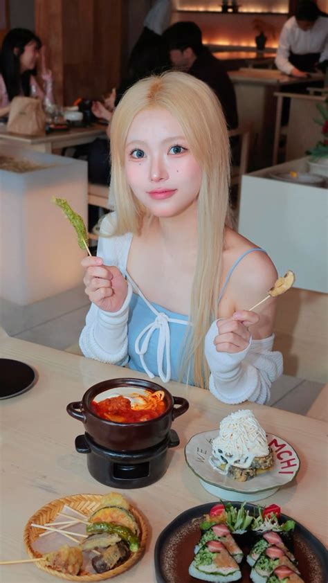 小敏飽了🦦｜美女·美食·火鍋·旅遊 Qabixiaomin • Instagram Photos And Videos