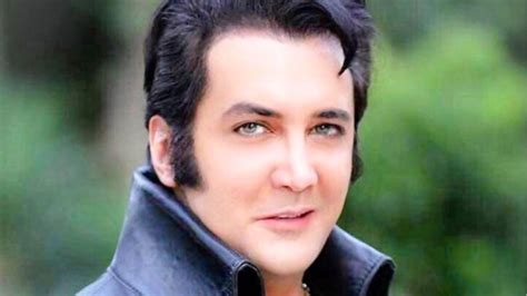 عیدی ویژه حسام نواب صفوی به مردم در روز غدیر ویدیو