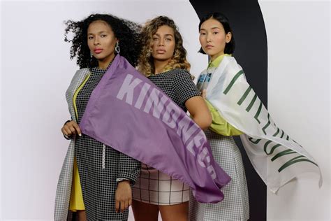 결속 공유된 이상 권한 부여 글로벌 하모니 깃발 능력을 키우다 다민족의 다양성 다양성 속의 통일 다양성을 통한 통일 다인종의 다채로운 단란함 들어