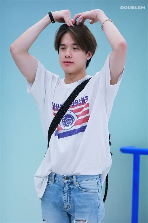 ปักพินโดย Ixmubmix ใน 9by9 สามีในอนาคต นักแสดง ผู้ชาย