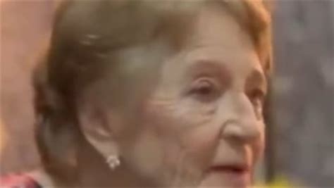 ابنة نجيب الريحاني صاحبة الـ 86 عامًا بلعب رياضة وسباحة وحاصلة على