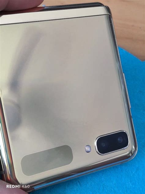 Samsung Galaxy Z Flip St Generation Og G Champaign Gold Color Sd Gb Ram Gb Single Sim