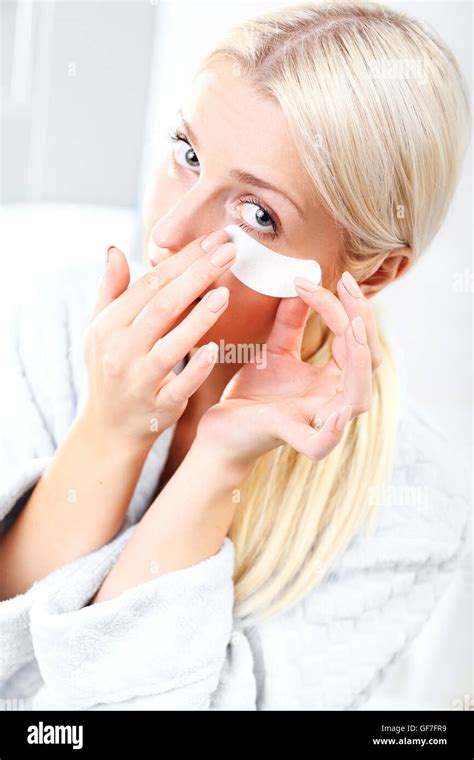Woman Using Make Up Primer Hi Res Stock Photography And Images Alamy