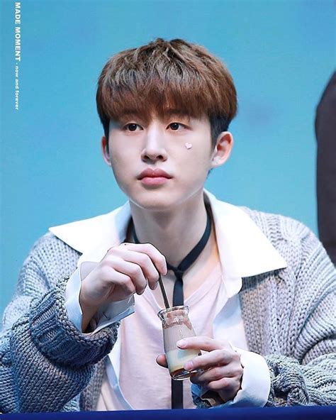 Hanbin Bi Ikon Người Nổi Tiếng Chồng Dép
