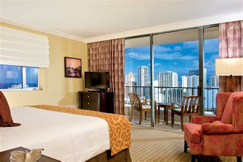 Club Wyndham Royal Garden At Waikiki Reviews Deals And Photos 2025 Expedia