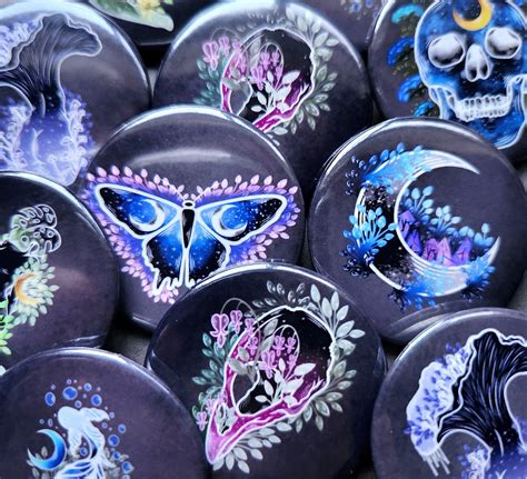 The Button Pins Are Back Suzens Art Shop