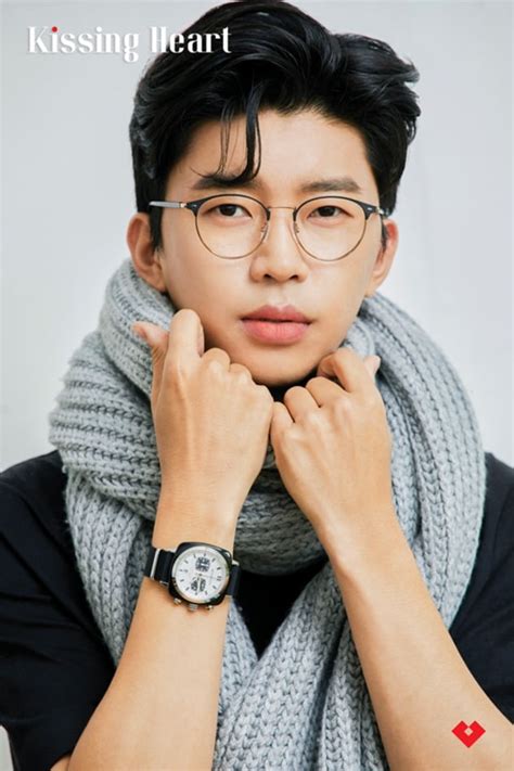 임영웅 안경만 꼈을 뿐인데지적인 섹시美 물씬 텐아시아