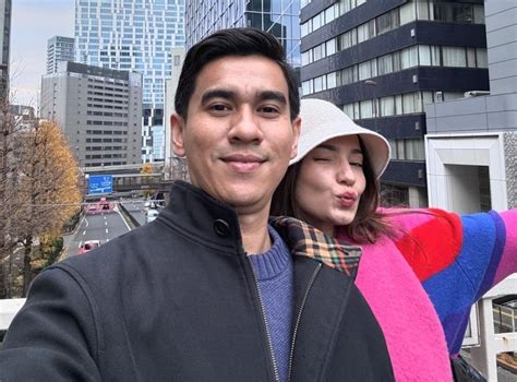 Potret Enzy Storia Tahun Baruan Di Jepang Bareng Suami Mesra Banget Okezone Lifestyle