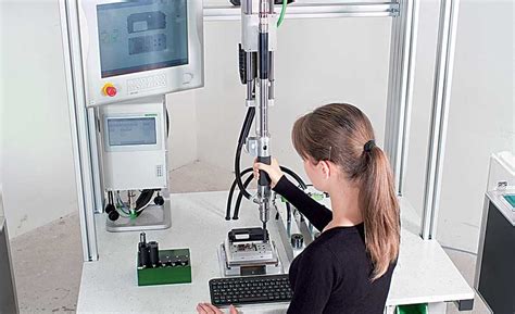 Whats New With Assembly Workstations 2017 05 04 Assembly Magazine Assembly