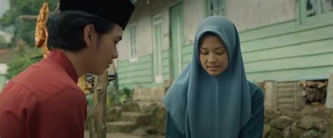 √ Review Film Hidayah (2023) | Misteri Kematian Bunga Desa Yang Berujung Teror Di Seantero Desa