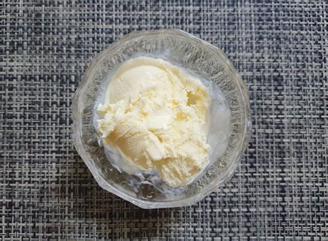 쌉쌀한 커피와 바닐라 아이스크림의 조합 아포카토 만들기