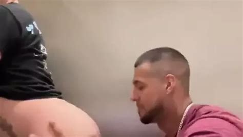 Quick Bb Fuck In Public Bathroom Xhamster