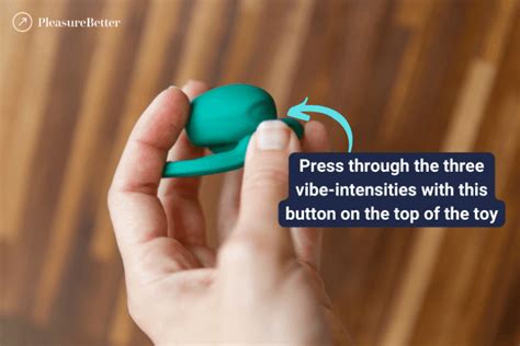 Dame Eva Couples Vibrator Does It Really Stay In