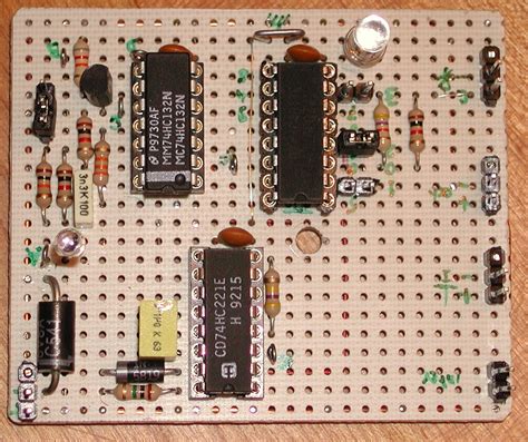 Optical Strobe Trigger Compatible With Dual Flash Cameras