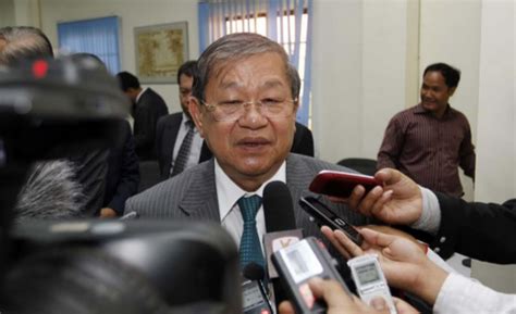 ខៀវ កាញា រីទ្ធ ៖ អ្នក ចង់ ទៅ លេង នៅ បាង កក គួរ តែ ផ្អាក ជា បណ្តោះ អាសន្ន សិន Cambodia News