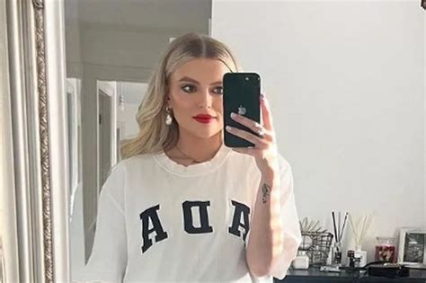 Corries Lucy Fallon Shares Sad End To Christmas Ahead Of Giving Birth