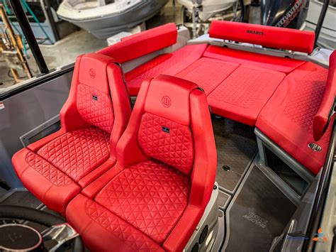 Motor ☃ ลดราคาพิเศษต้อนรับหน้าหนาว ☃ เรือใหม่ เครื่องใหญ่ วิ่งดี ไม่กินน้ำมัน 2019 Regal Ls4