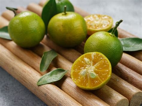 25 Best Filipino Fruits To Try Today Insanely Good