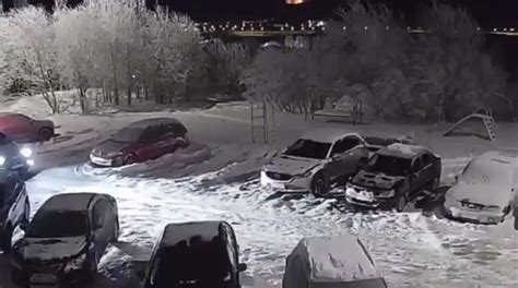 У Росії пролунали вибухи недалеко від головної військово морської бази Північного флоту