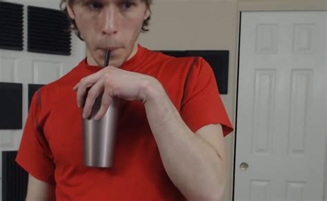 Pin By I Love Cloud From Ff7 On Jerma He Makes Me Happy Me As A Girlfriend I Love My Wife