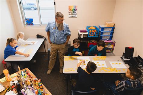 New Program Has Young Readers Taking Flight At Woonsocket Elementary