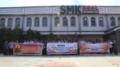 Home Smk Real Informatika Batam
