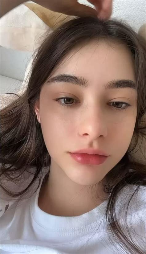 Dasha Taran Foto Gadis Cantik Gadis Gadis Cantik