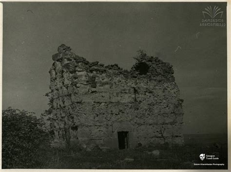 ბოსლების სამების ეკლესია Georgian Travel Guide