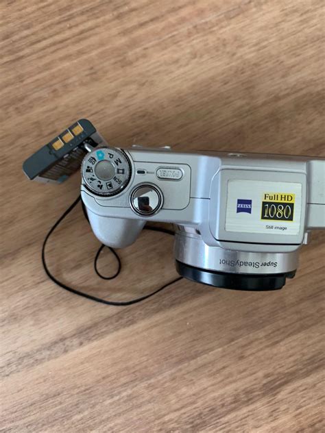 Sony Cyber Shot Camera With Battery Photography Cameras On Carousell