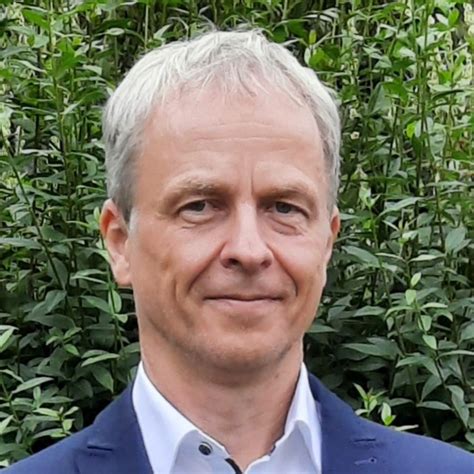 Uwe Kirschner Managing Director Sentronic Linkedin