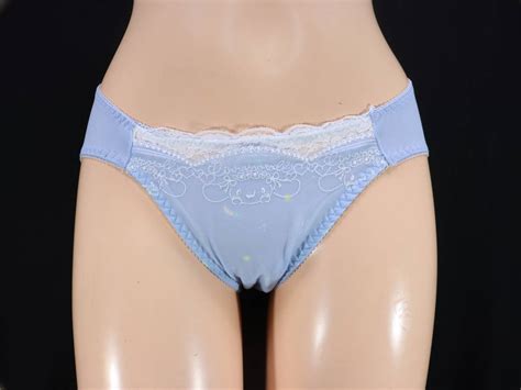 【未使用】サンリオ シナモロール キャラクターショーツ ライトブルー Mサイズ Sanrio Cinnamorollの落札情報詳細 ヤフオク落札価格検索 オークフリー