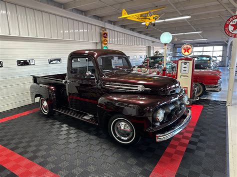 1952 Ford Panel Truck