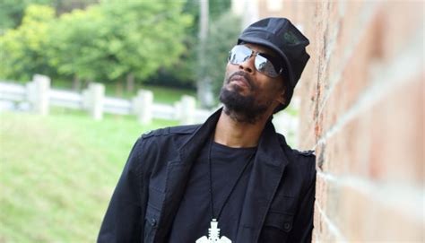 Recording Vocals With Musical Sniper Aka Rappa Robert Live Video