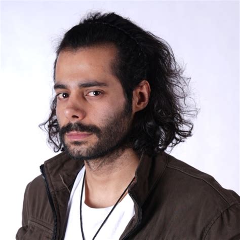 تیوال محمود یاوری