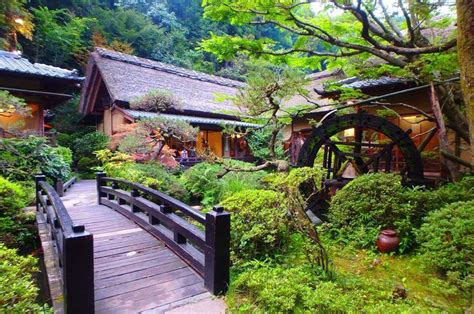 日本の建築美に酔いしれながら香ばしく焼きあがったいろり炭火焼を食べれて幸せ 八王子 東京 うかい鳥山 うかい亭 建築 日本の