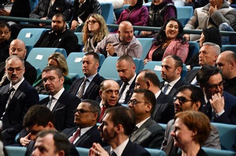 Ѓорѓија 8 април Меѓународен ден на Ромите да го прославиме богатството на ромската култура и