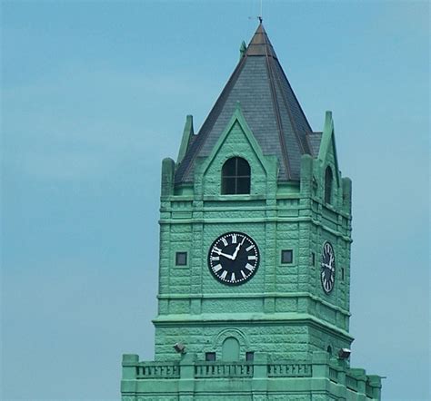 Clock Tower In Lancaster Wisconsin Clock Tower Big Ben Landmarks