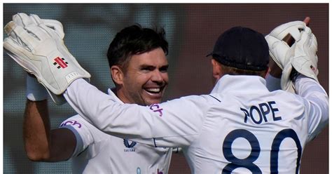 इंग्लैंड ने विजाग में उतारी गजब टीम एक जब खिलाड़ी टेस्ट मैच खेल रहा था तब दो पैदा भी नहीं