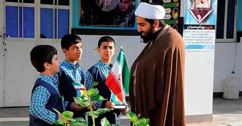 گسترش تمامی مدارس غیر از مدارس عادی دولتی ممنوع شد