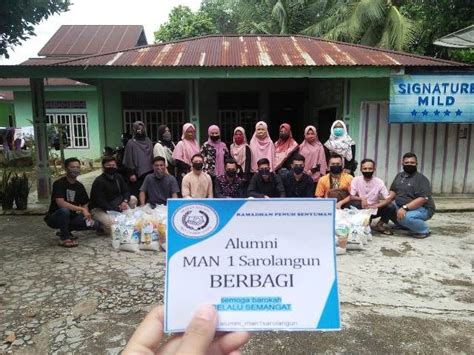 Ramadan Penuh Senyuman Alumni Man I Sarolangun Bakti Sosial Dengan