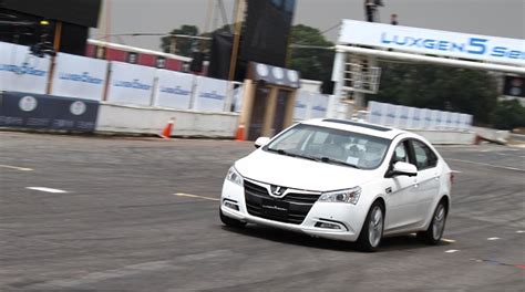 【人車事新聞】luxgen 5 Sedan以美技打響國產車壇第一砲 Carstuff 人車事